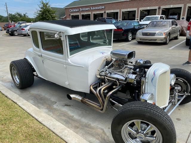 The Most Popular Cars by Decade Since 1940 | Automotive Blog